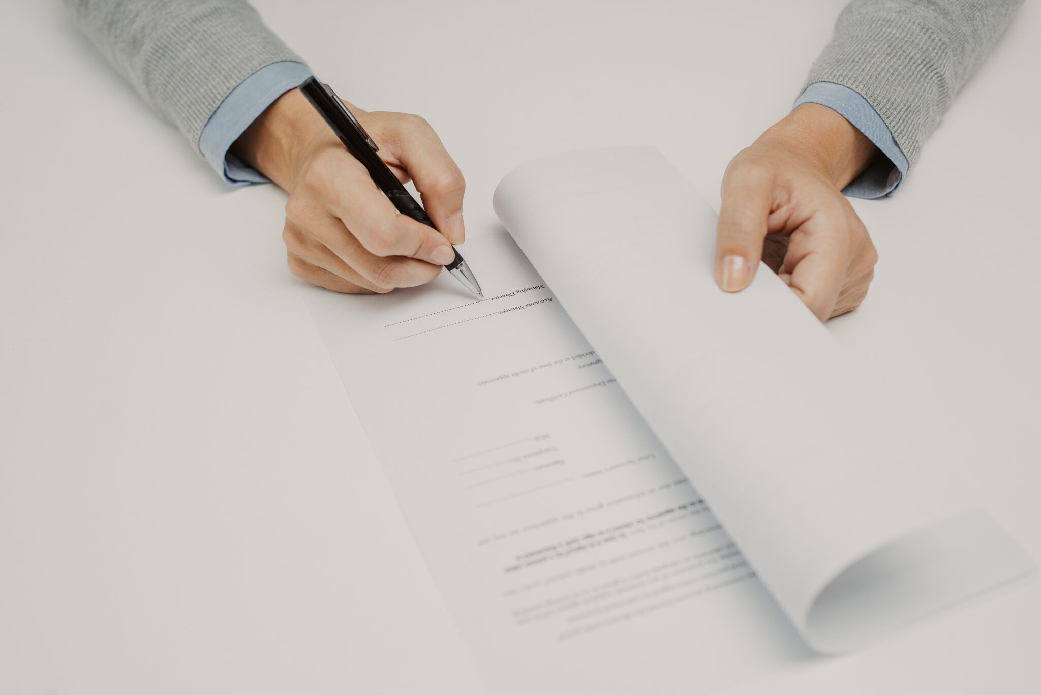 What Is an Arbitration Clause? Your Legal Options